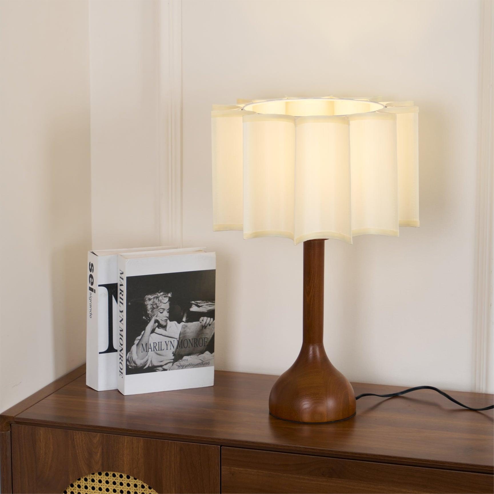 Hakka Table Lamp | DWHOME