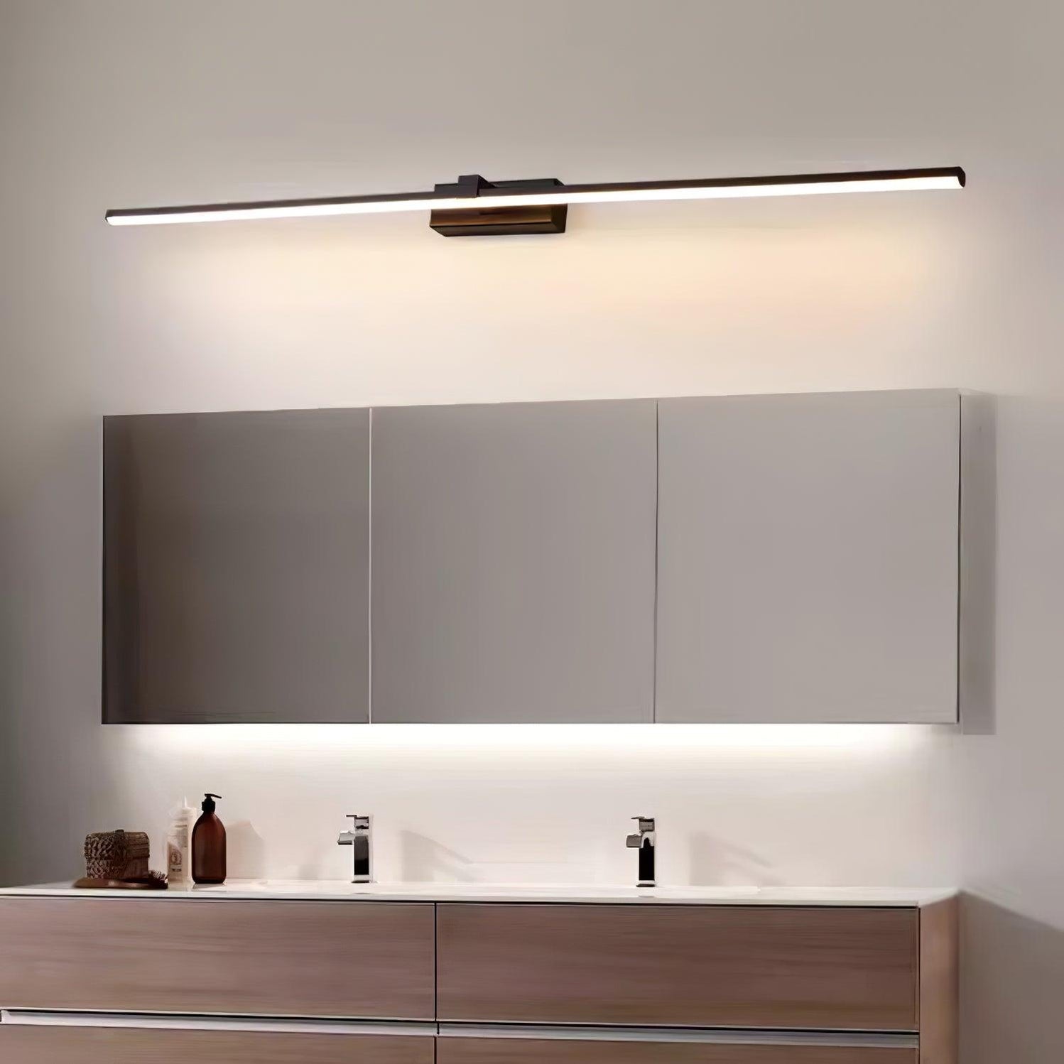 Metal Linear Mirror Wall Light | DWHOME