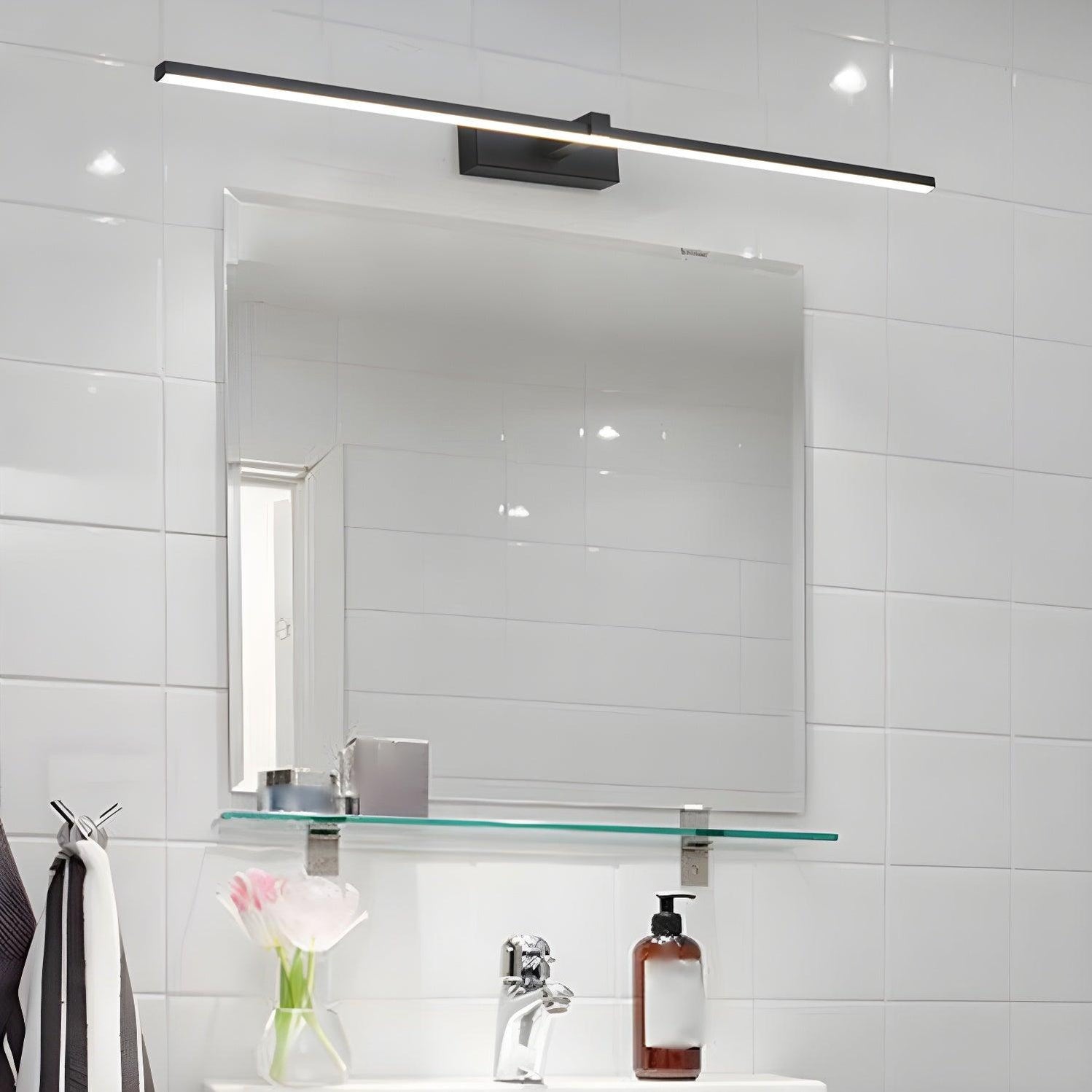 Metal Linear Mirror Wall Light | DWHOME