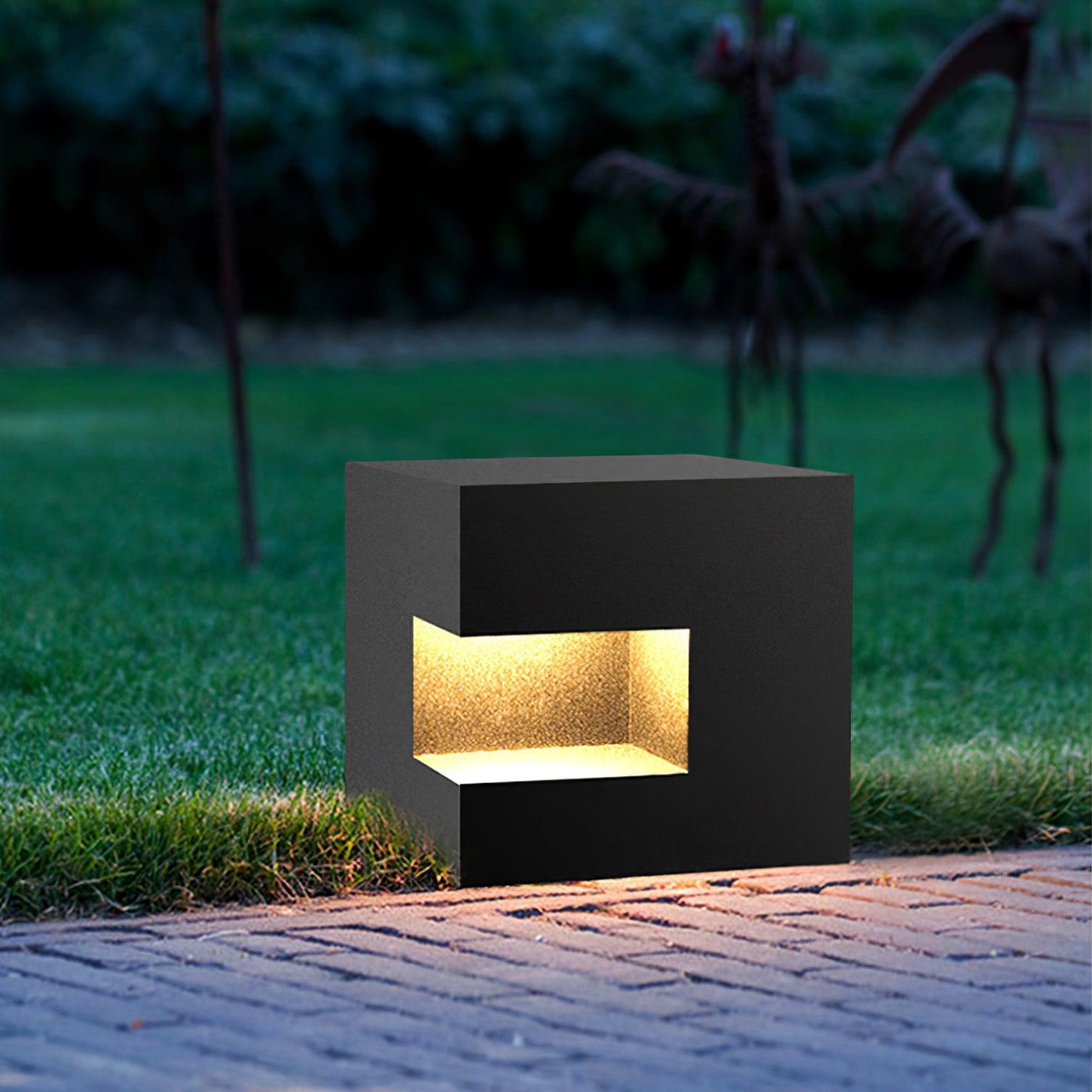 Regular Cube Post Outdoor Light | DWHOME
