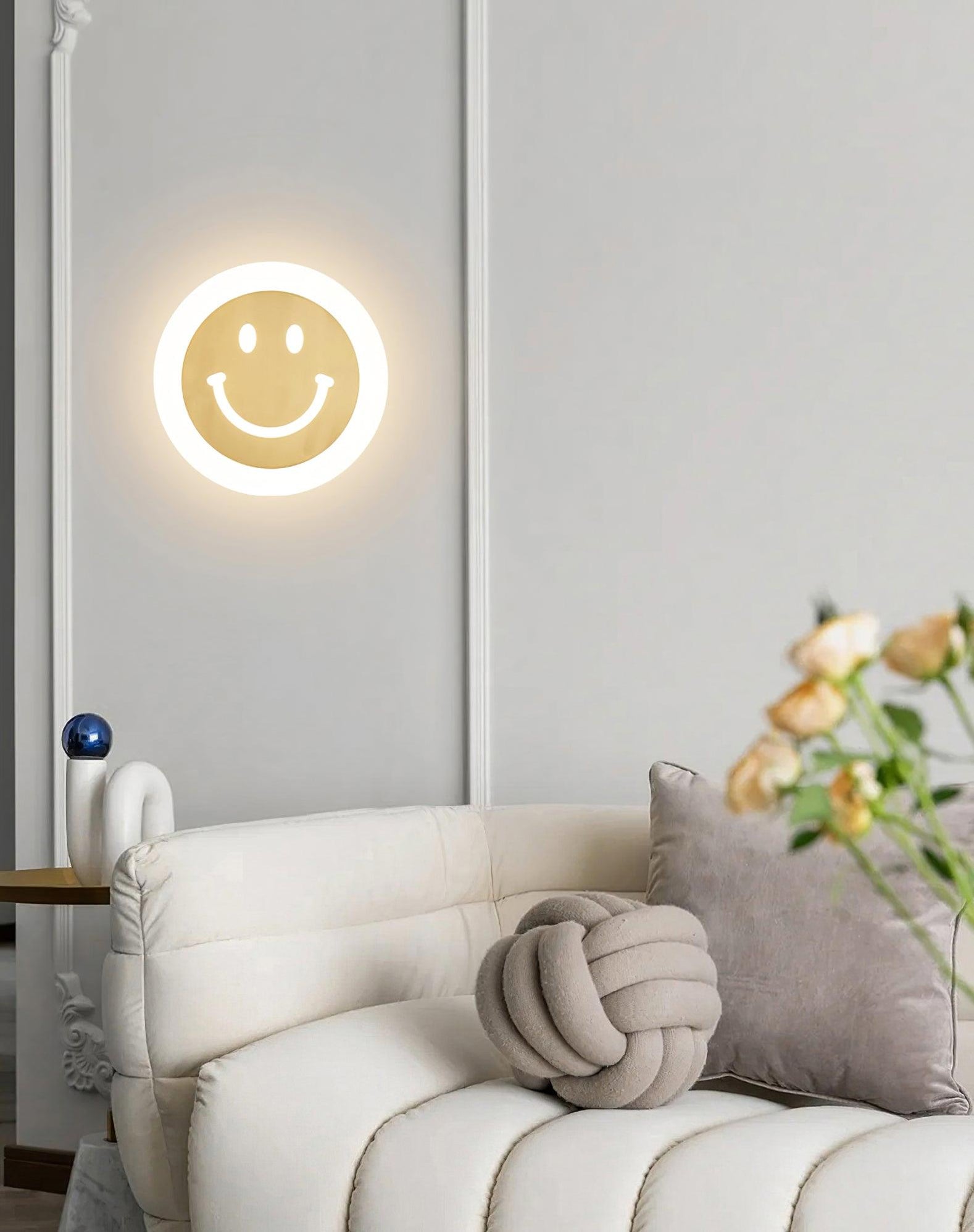 Smiley Wall Lamp | DWHOME