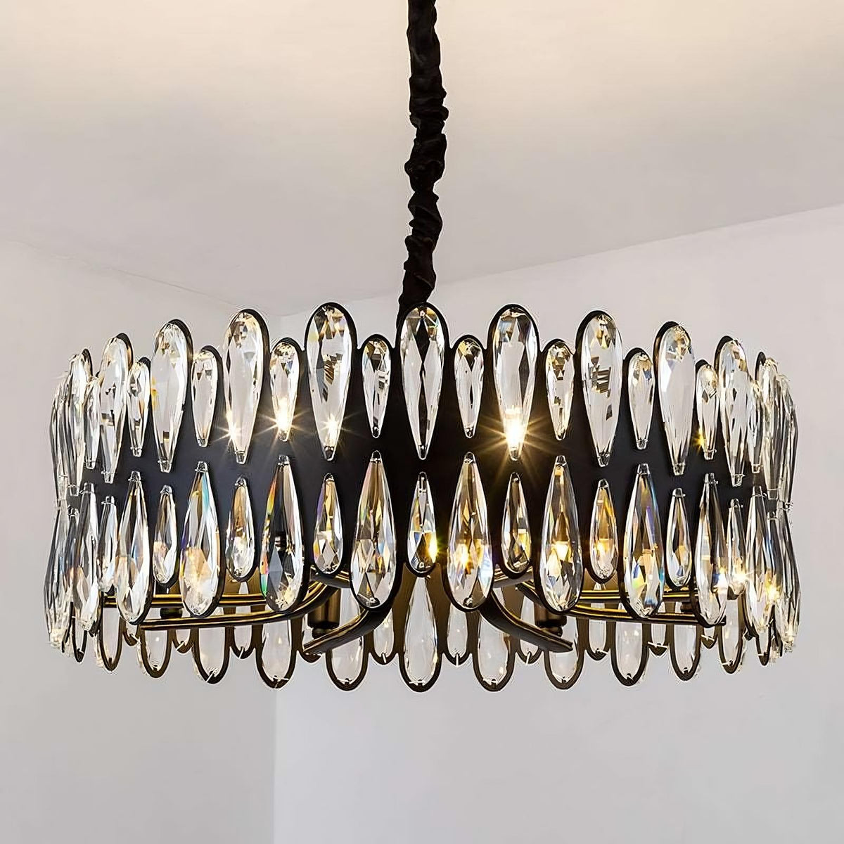 Stacy Richards 30" Modern Chandelier | DWHOME